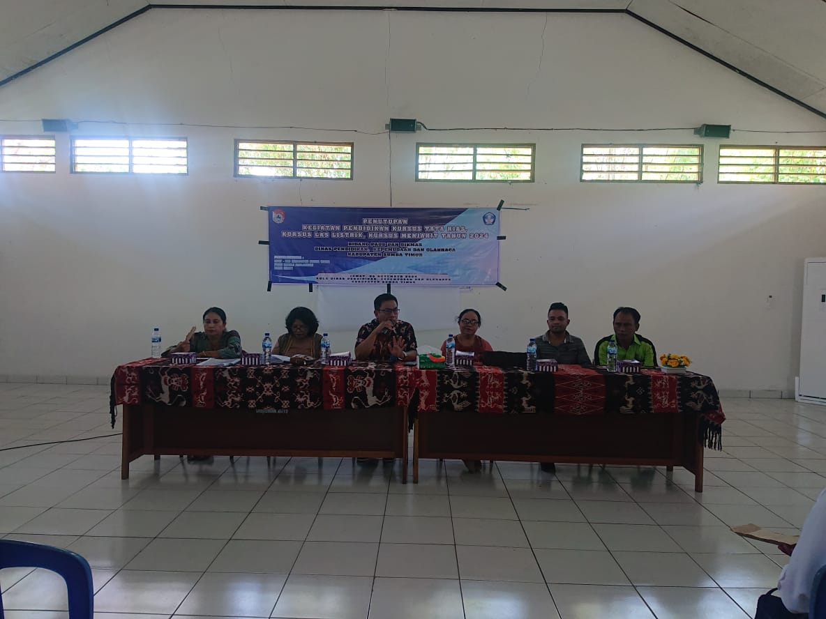 Kegiatan Penutupan Pendidikan Kursus Tata Rias, Kursus Las Listrik ...
